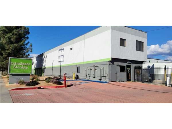 Storage Units in La Verne, CA at 1960 S San Dimas Canyon Rd | Extra ...