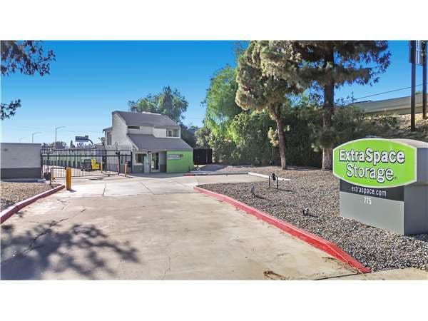 Storage Units in Upland, CA at 1675 W 11th St | Extra Space Storage
