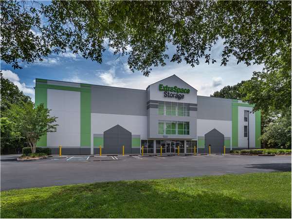 Storage Units in Mobile, AL at 429 Bel Air Blvd | Extra Space Storage