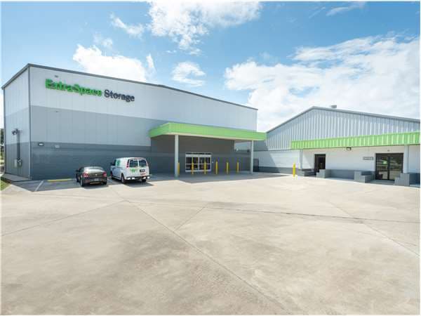 Storage Units in Navarre, FL at 9128 Navarre Pkwy | Extra Space Storage