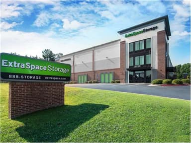 Storage Units in Canton, GA at 3240 Sixes Rd | Extra Space Storage