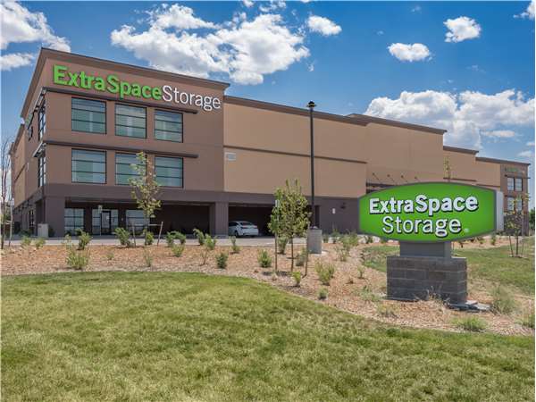 Storage Units in Clifton, NJ at 515 Broad St | Extra Space Storage