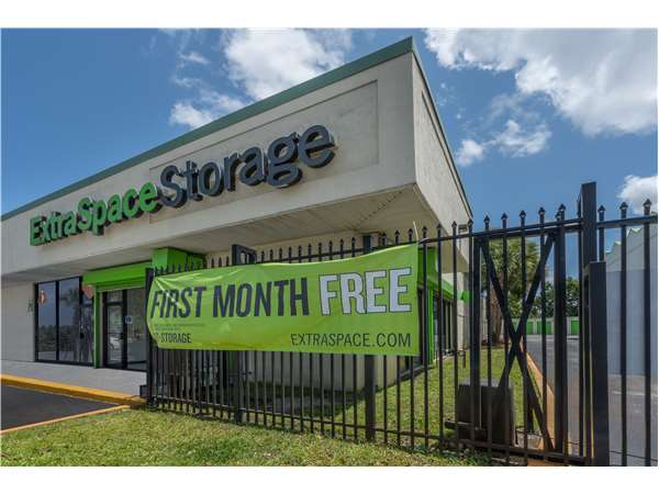 Storage Units in Fort Lauderdale, FL at 1201 N Flagler Dr | Extra Space ...
