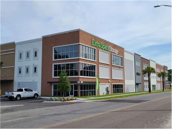 Storage Units in Jacksonville, FL at 9239 103rd St | Extra Space Storage