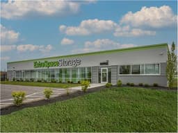 Storage Units in Lebanon, OH at 800 Cincinnati Ave | Extra Space Storage