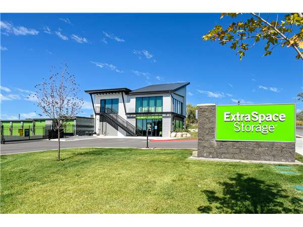Storage Units in Ogden, UT at 1400 Hinckley Dr | Extra Space Storage