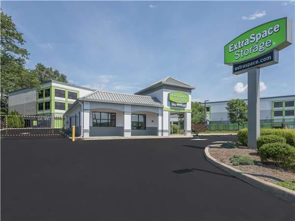 Storage Units in Riverdale, NJ at 112 State Rt 23 | Extra Space Storage
