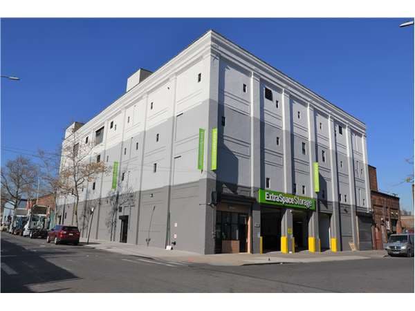 Storage Units in Bronx, NY at 1045 Webster Ave | Extra Space Storage
