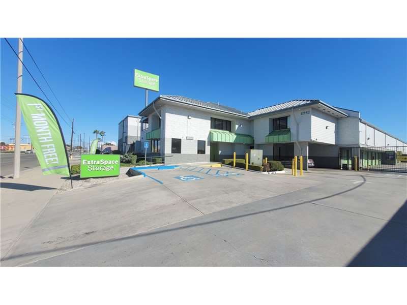 Storage Units in Westminster, CA at 6942 Garden Grove Blvd | Extra ...