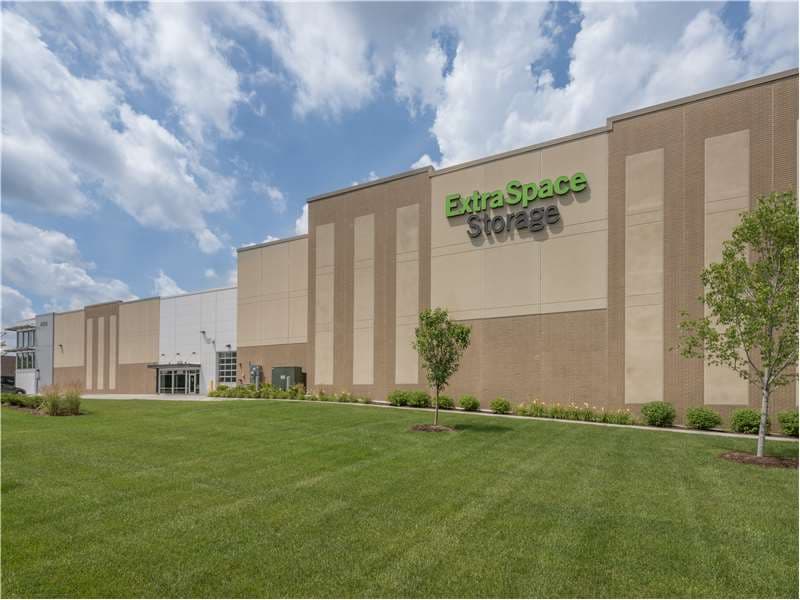 Storage Units in Eagan, MN at 4095 Nicols Rd | Extra Space Storage