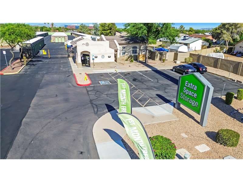 Storage Units in Phoenix, AZ at 20001 N 35th Ave | Extra Space Storage