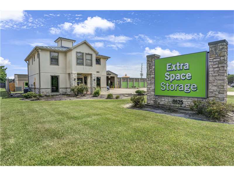 Storage Units in Spring, TX at 8625 Spring Cypress Rd | Extra Space Storage
