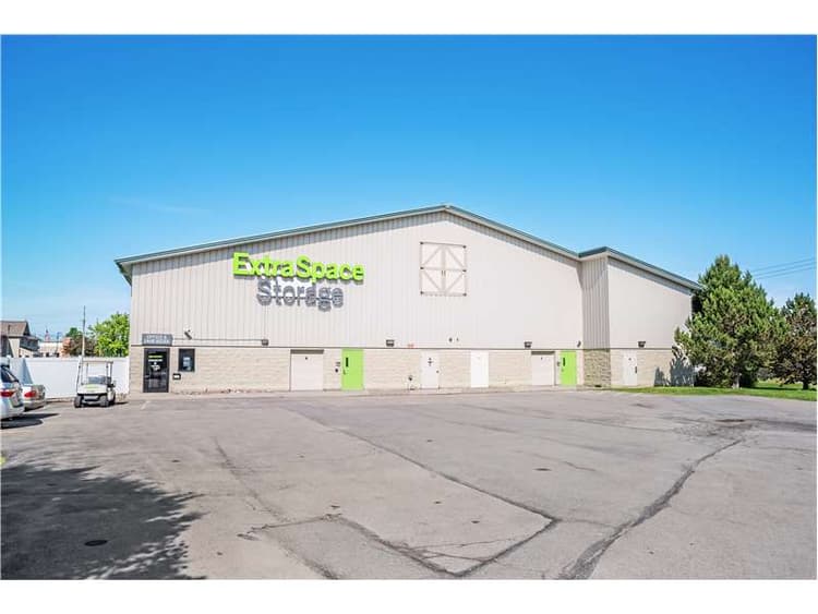 Storage Units in Webster, NY at 1274 Creek St | Extra Space Storage