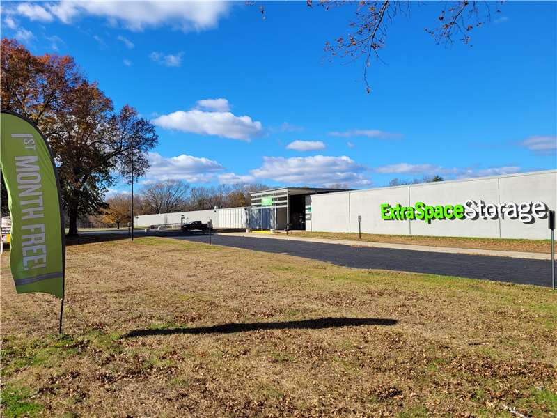 Storage Units in Enfield, CT at 53 Manning Rd | Extra Space Storage