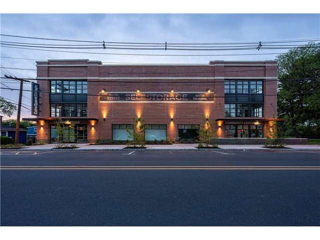 Storage Units in South Orange, NJ at 317 Valley St | Extra Space Storage