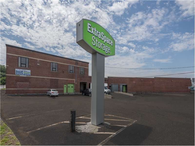 Storage Units in Medford, MA at 970 Fellsway | Extra Space Storage