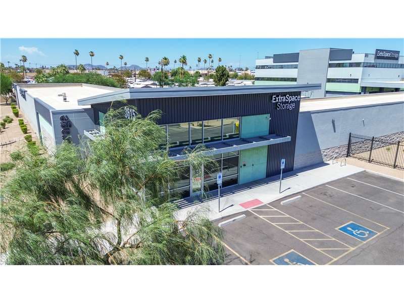 Storage Units in Phoenix, AZ at 3615 N 27th Ave | Extra Space Storage