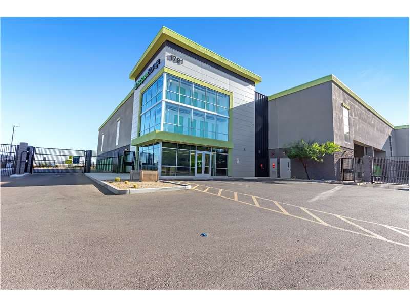 Storage Units in Tempe, AZ at 1791 W Greentree Dr | Extra Space Storage