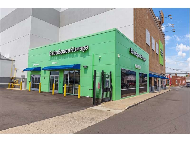 Storage Units in Stamford, CT at 370 W Main St | Extra Space Storage