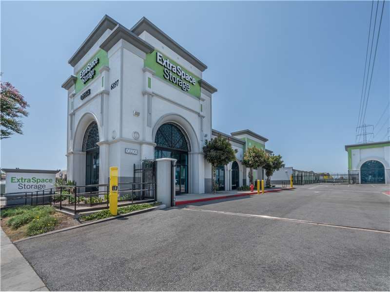 Storage Units in Long Beach, CA at 6897 Paramount Blvd | Extra Space ...