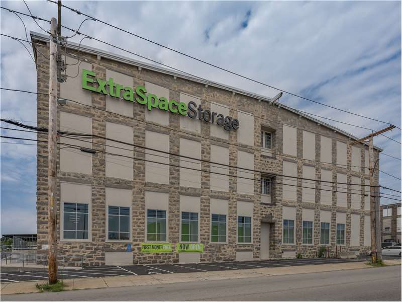 Storage Units in Fall River, MA at 749 Quequechan St | Extra Space Storage