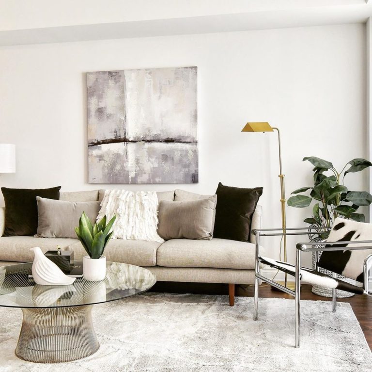 12 Home Staging Tips for Small Spaces | Extra Space Storage