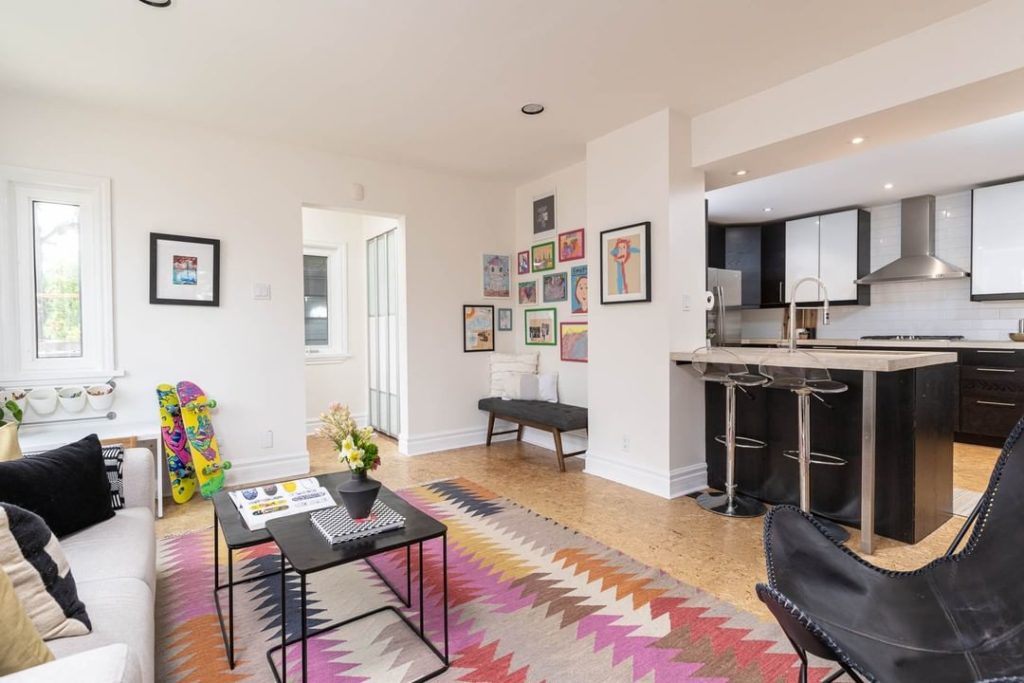 The Ultimate Temporary Housing Guide | Extra Space Storage