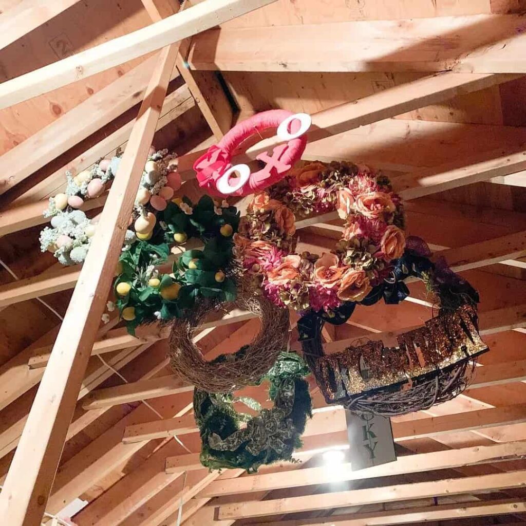 How to Organize an Attic: 15 Simple Tricks & Tips | Extra Space Storage