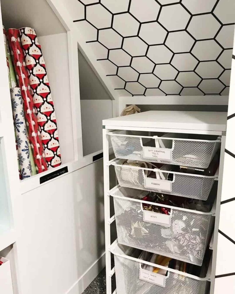 Storage Room Organization: 18 Ideas, Tips, & DIY Hacks | Extra Space ...