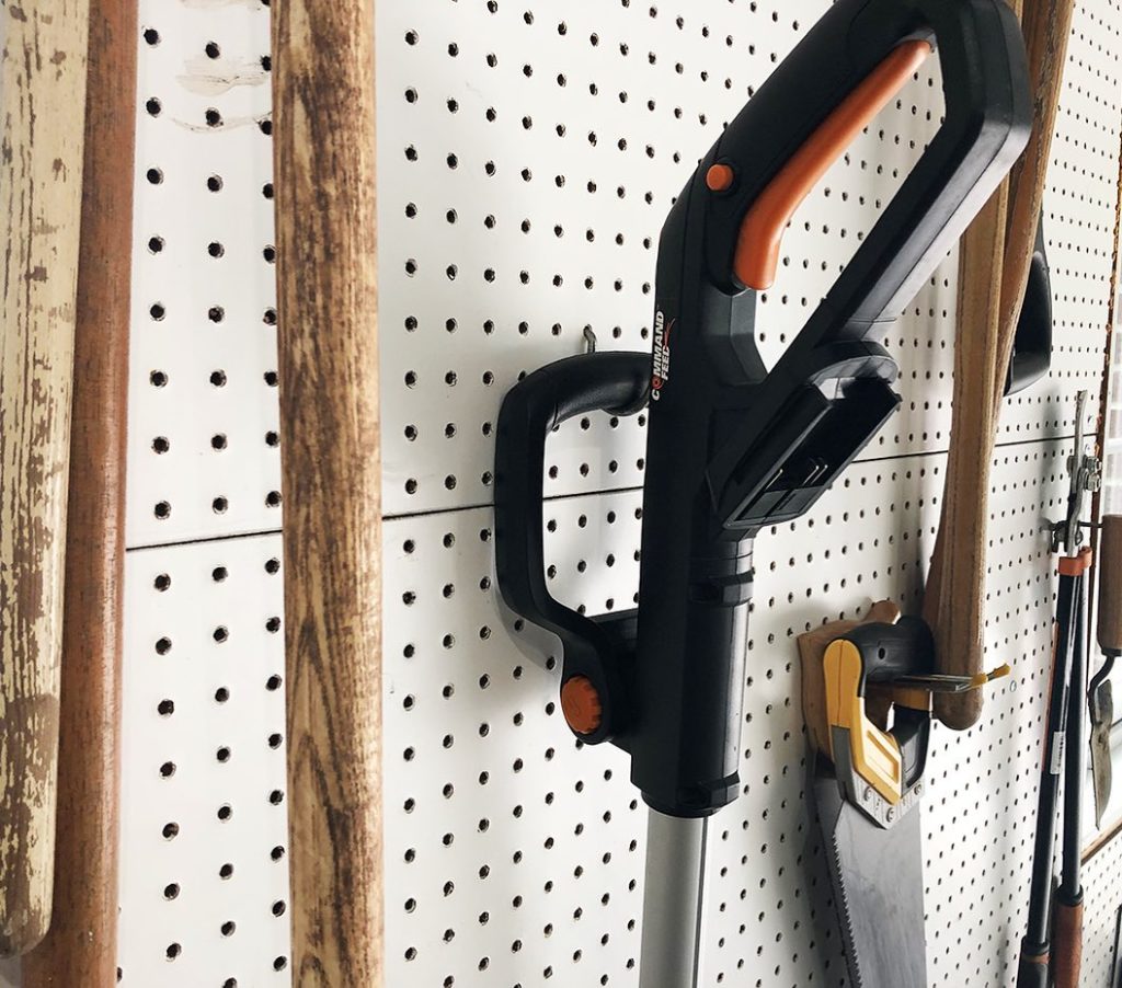 26 Outdoor Shed Organization & Storage Ideas | Extra Space Storage