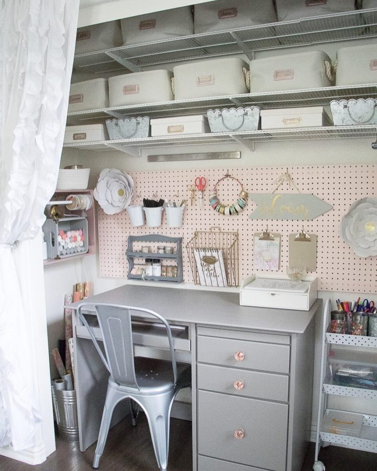 How to Work From a Studio Apartment: 10 Tips for Success | Extra Space ...