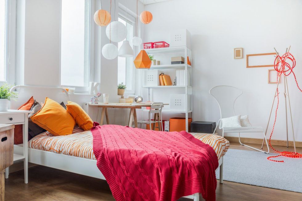 26 Dorm Room Organization & Storage Tips | Extra Space Storage
