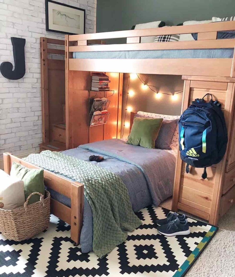 28 Teen Bedroom Ideas for the Ultimate Room Makeover | Extra Space Storage