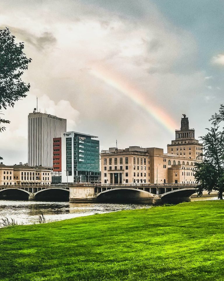 12 Best Places to Live in the Midwest in 2024 | Extra Space Storage