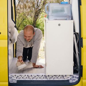 Van Life Guide: Is Living in a Van Right for You? | Extra Space Storage