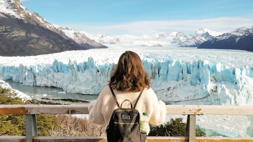 Guide to Living Abroad: 13 Tips for Moving to Another Country | Extra ...