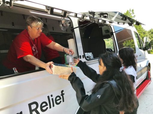 Giving Back: 14 Ways to Get Involved in Your Community | Extra Space ...