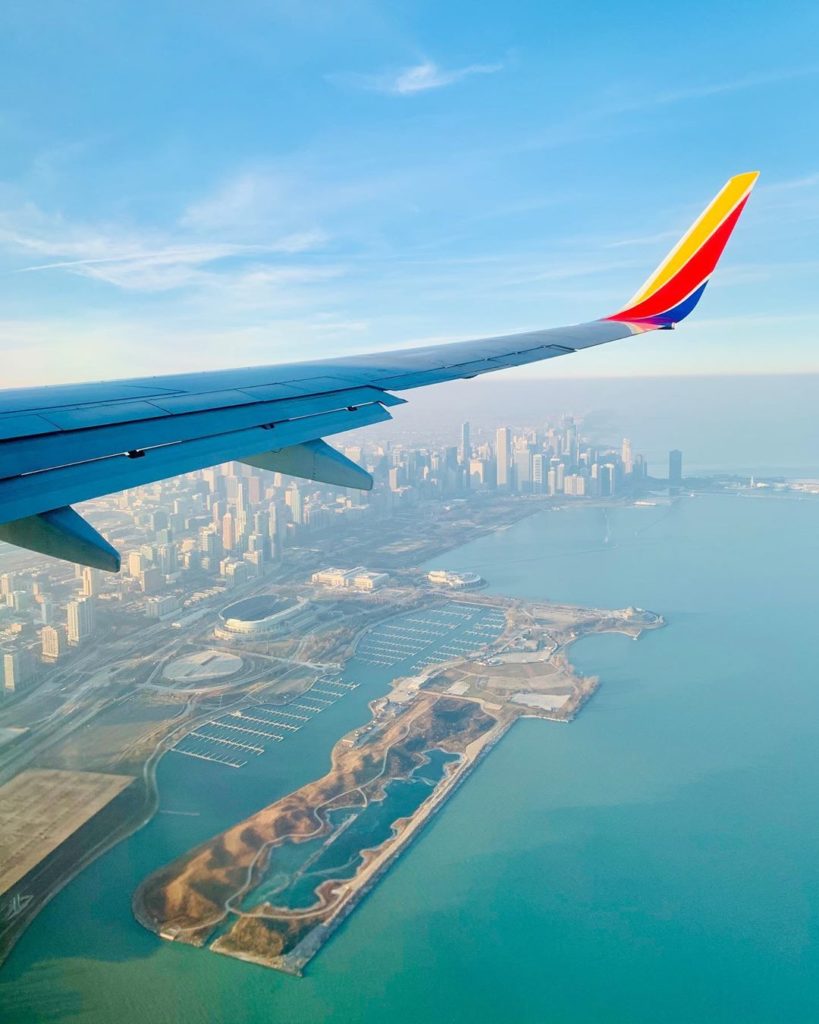 Traveling for Work? 21 Stress-Free Business Travel Tips | Extra Space ...