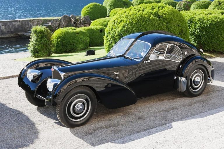 Classic Car Types: Your Guide to the Best Classic Car Options | Extra ...
