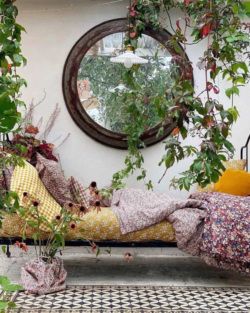 Cottagecore Home Design Tips & Decor Ideas | Extra Space Storage