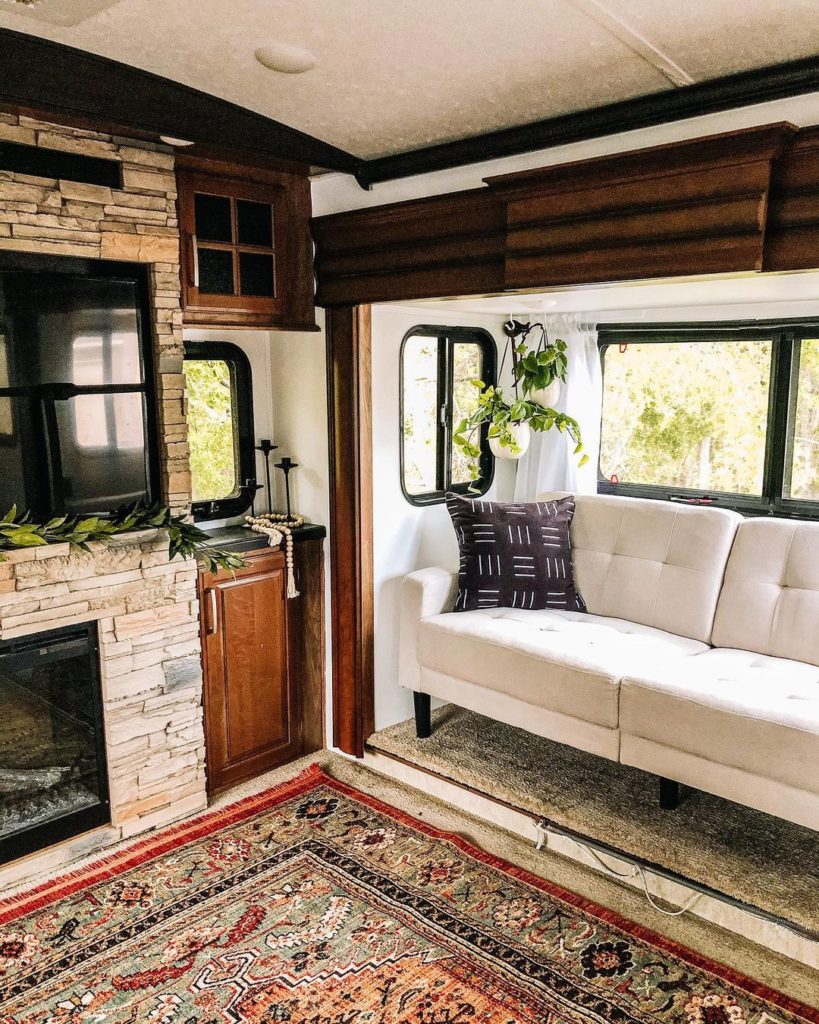 21 RV Design & Organization Ideas | Extra Space Storage