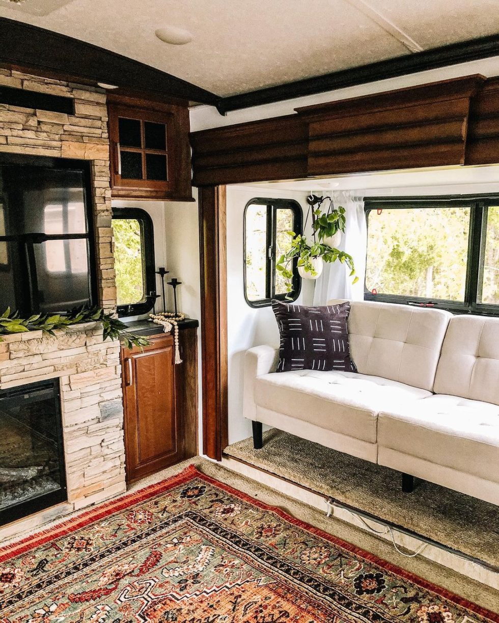 21 RV Design & Organization Ideas | Extra Space Storage