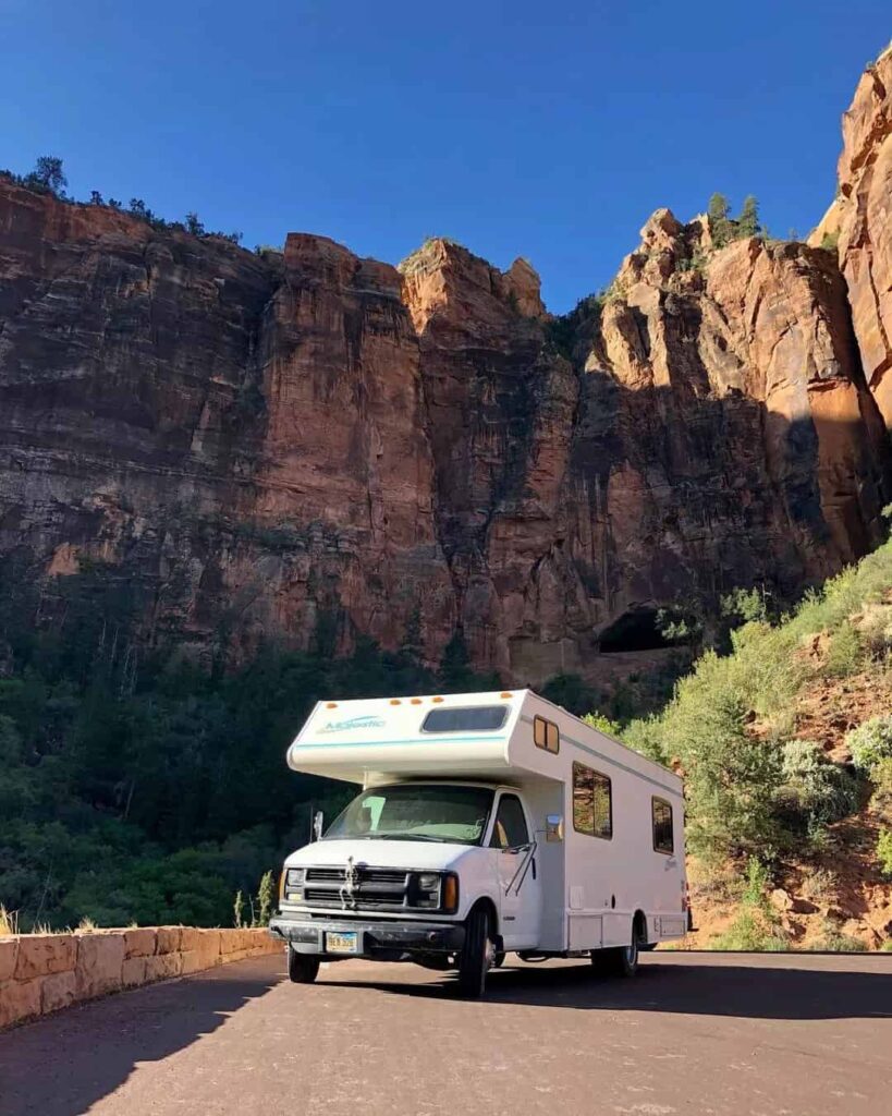 Everything You Need to Know About RV Living | Extra Space Storage