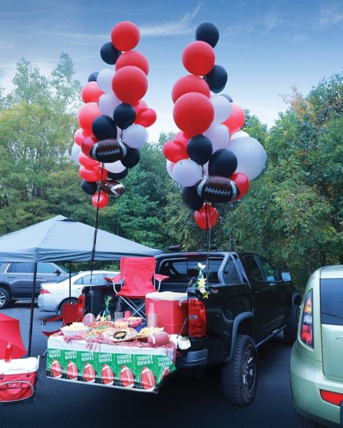 8 Best Tailgate Cars, Trucks, & Other Vehicles