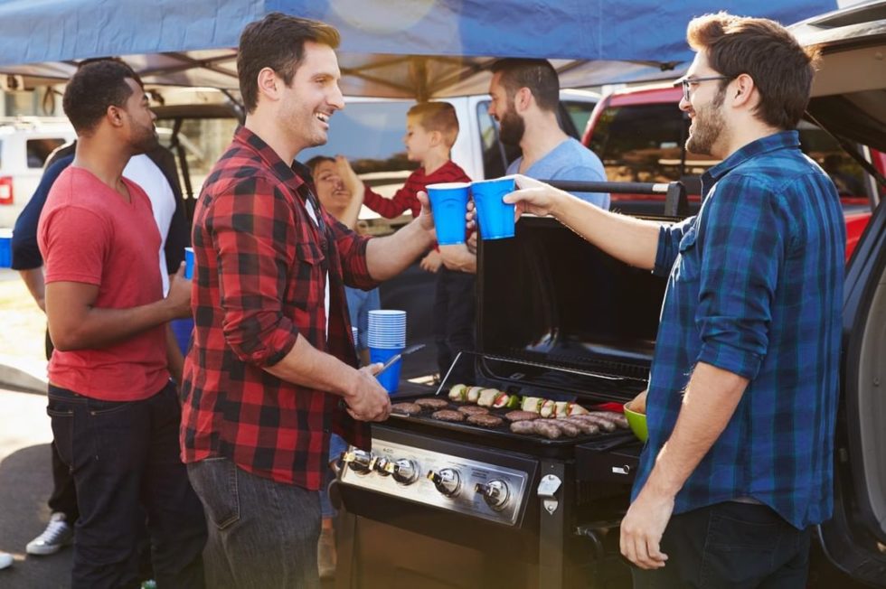 22 Ultimate Tailgating Party Ideas & Tips