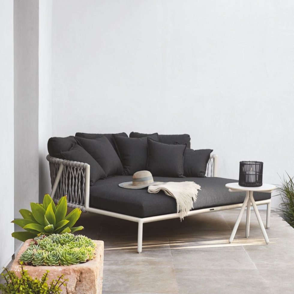 How to Properly Store Patio Furniture | Extra Space Storage