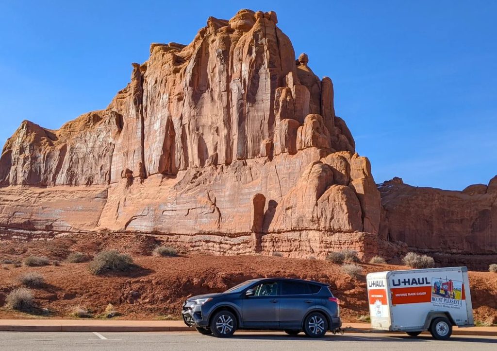 Keep Your Move Easy With These 11 Summer Moving Tips | Extra Space Storage