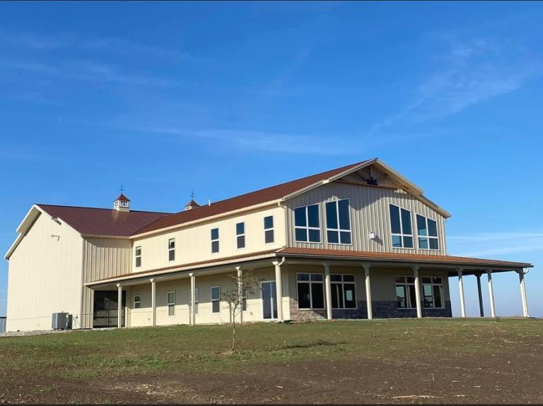 What Is a Shouse? Your Guide to Shop Houses | Extra Space Storage